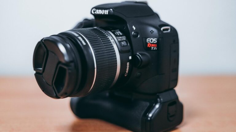 What Does EOS Stand For in Photography? | Explained! - Pixobo ...