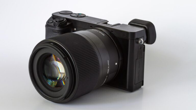 Best Entry-Level Mirrorless Cameras in 2024 – Pixobo – Profitable Photography